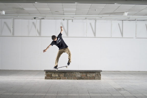 How to: Nosegrind - Skateboard Trick Tip | skatedeluxe Blog