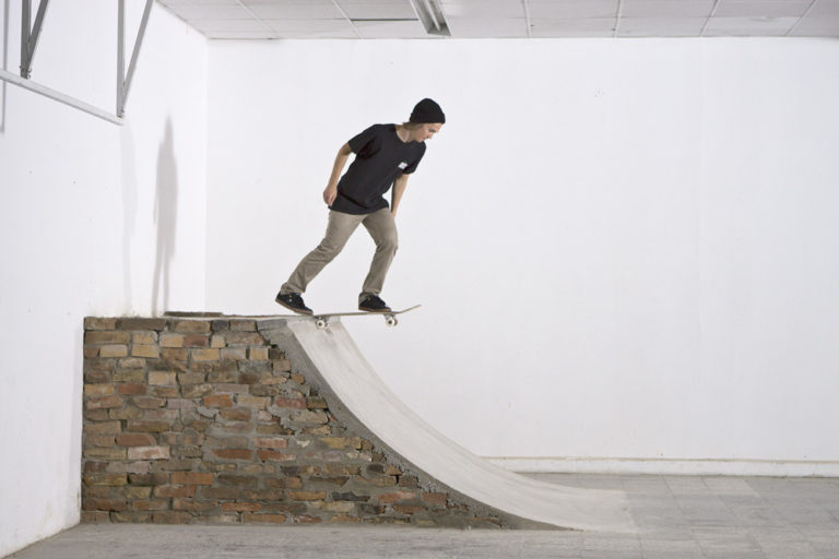 How to: Drop In - Skateboard Trick Tip | skatedeluxe Blog