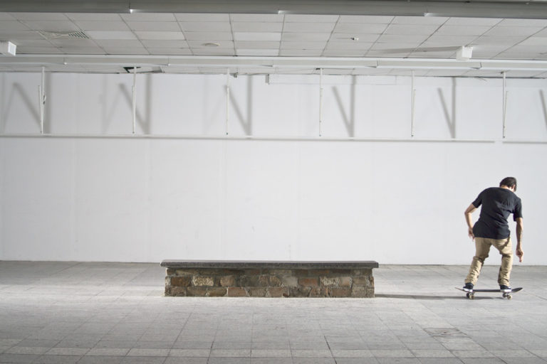 How to: Nosegrind - Skateboard Trick Tip | skatedeluxe Blog