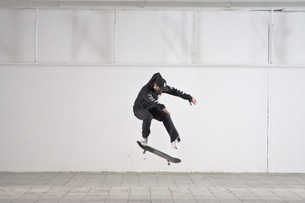 How To: Heelflip - Skateboard Trick Tip | skatedeluxe Blog