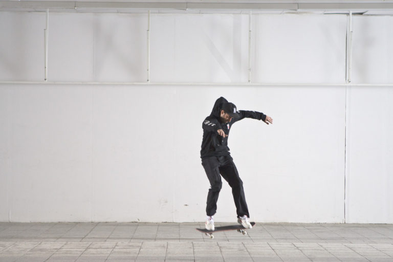 How To: Heelflip - Skateboard Trick Tip | skatedeluxe Blog